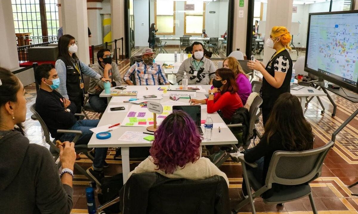 Archivo:Labnl escucha equipo.jpg - Wiki LABNL